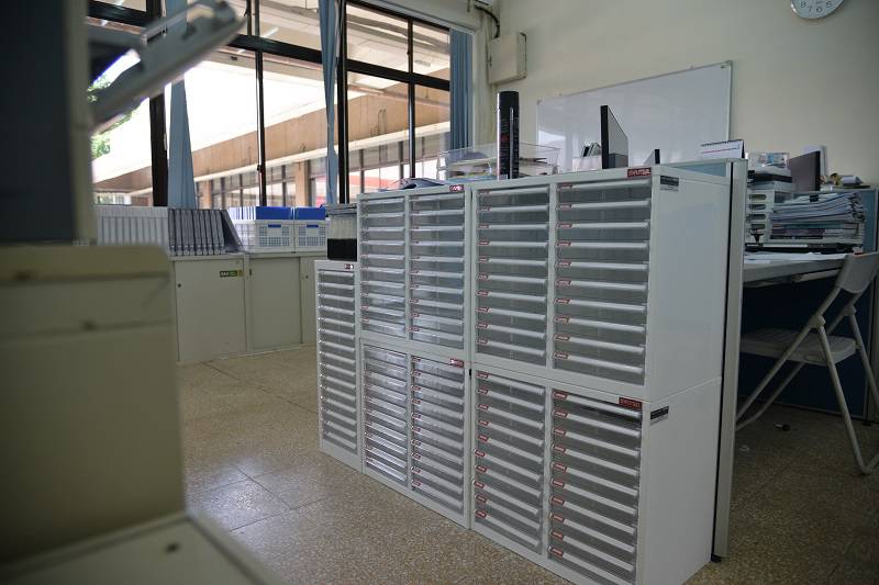 A4-220P桌上二排型樹德櫃|SHUTER辦公文具|樹德企業-熱銷70多國的50年台灣製高效率提升關鍵